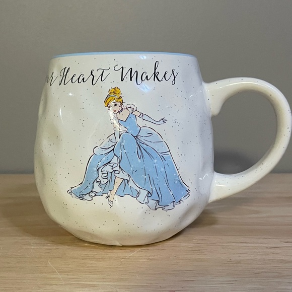 Disney | Kitchen | Disney Cinderella Ceramic Mug Cup Stagecoach | Poshmark
